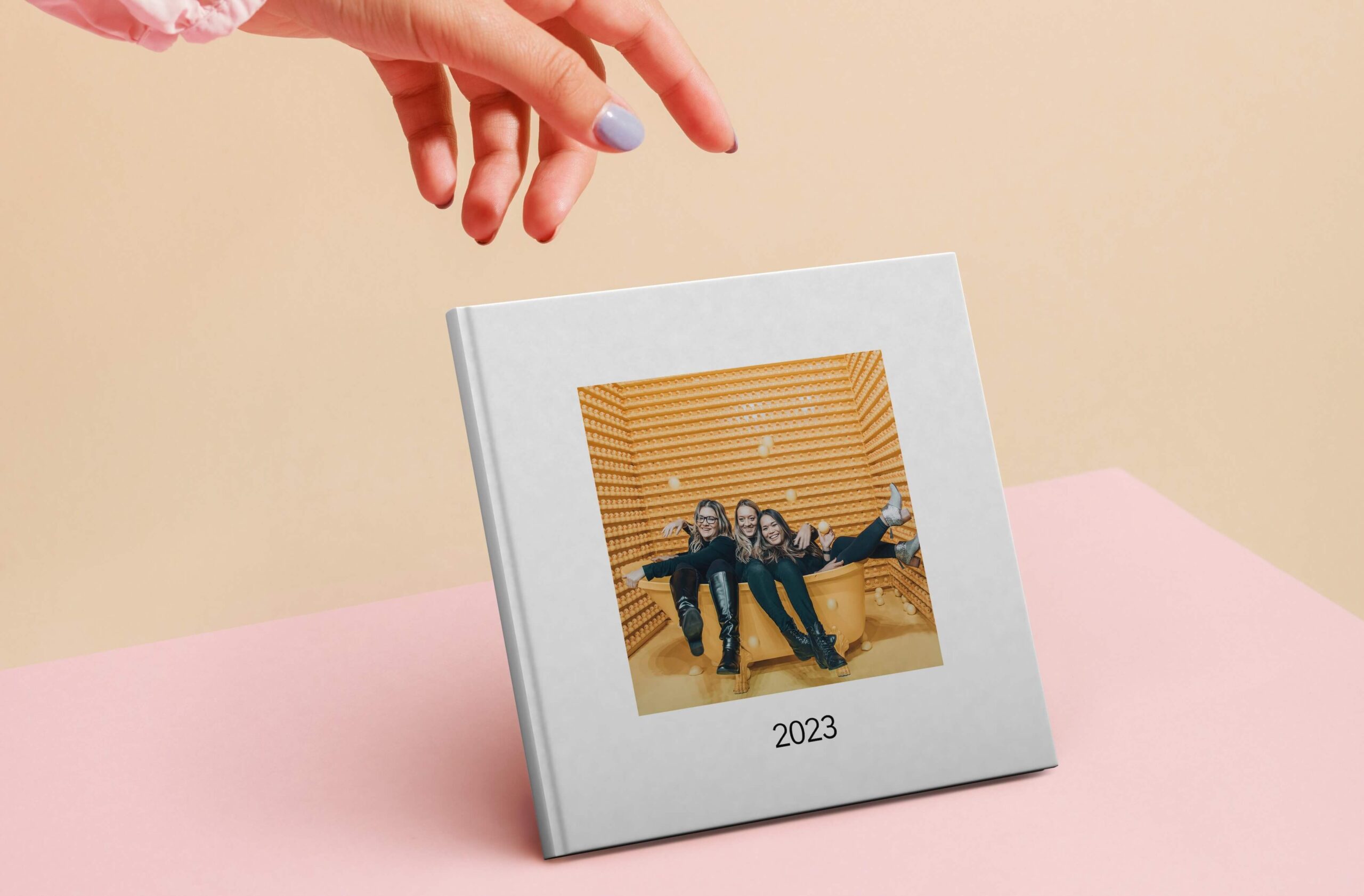 Instabook, czyli mini fotoksiążka pełna wspomnień! | Empik Foto